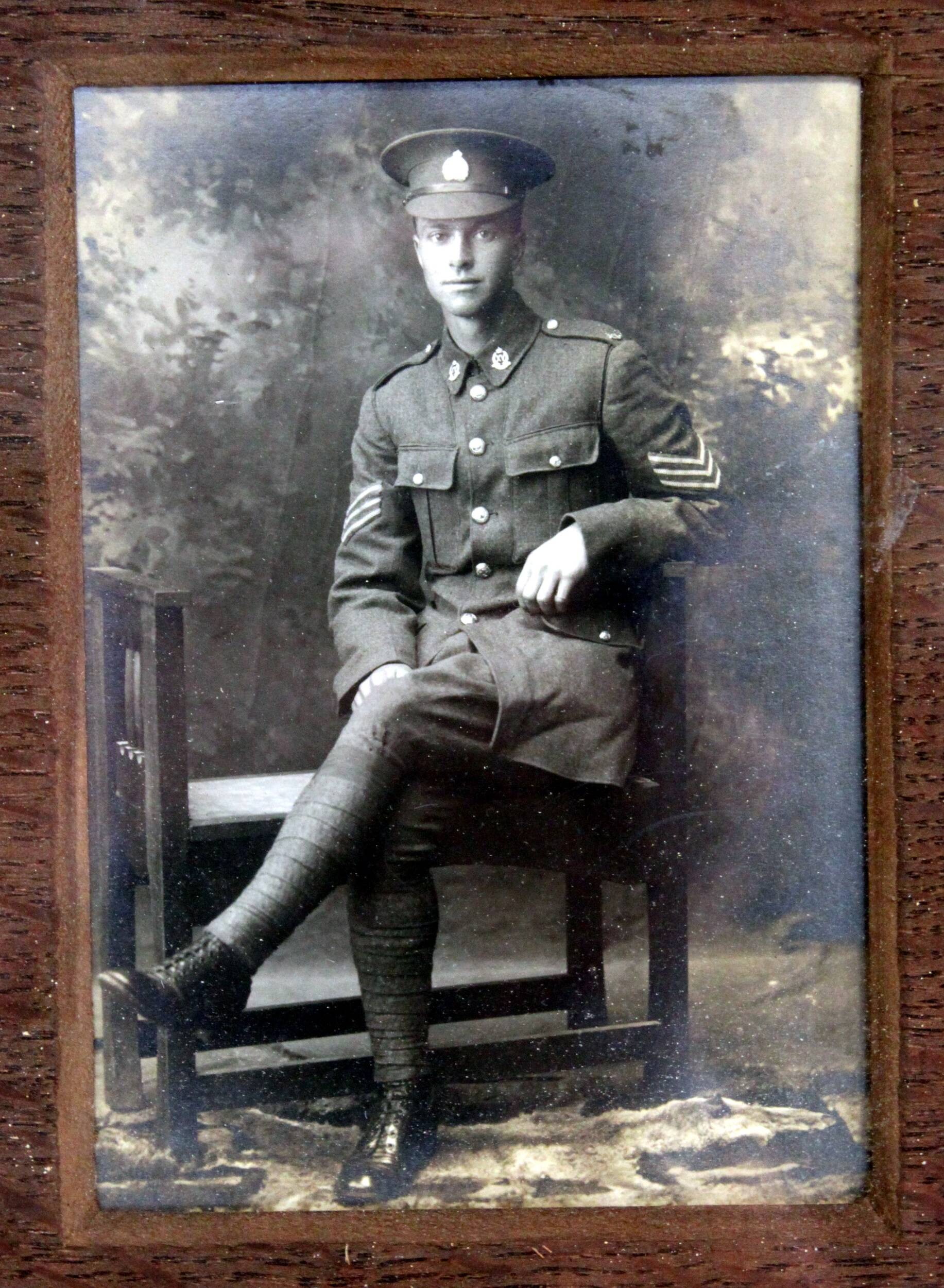 Roy Jennings Richardson - Online Cenotaph - Auckland War Memorial Museum