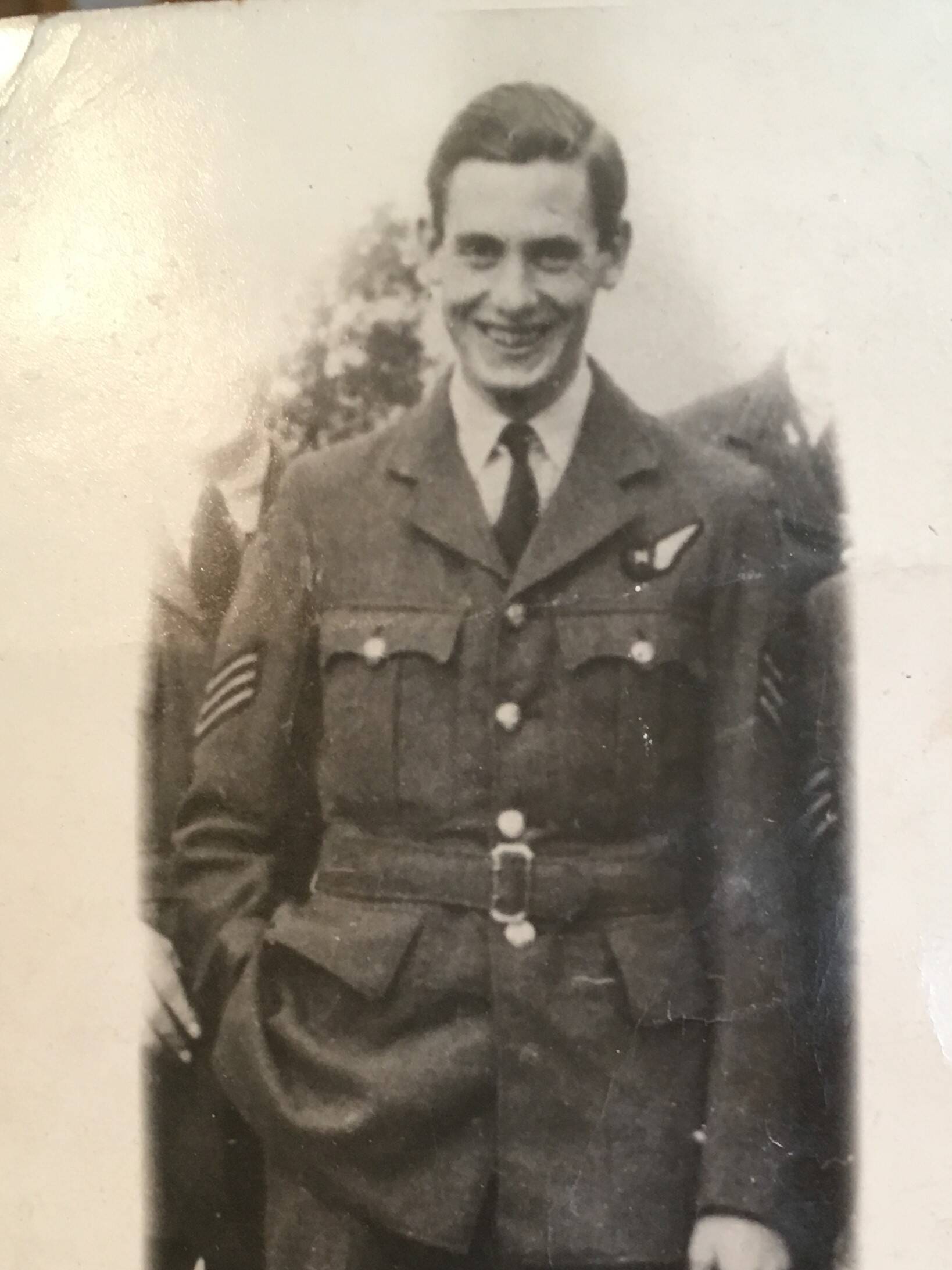 Geoffrey Warren Rowberry - Online Cenotaph - Auckland War Memorial Museum