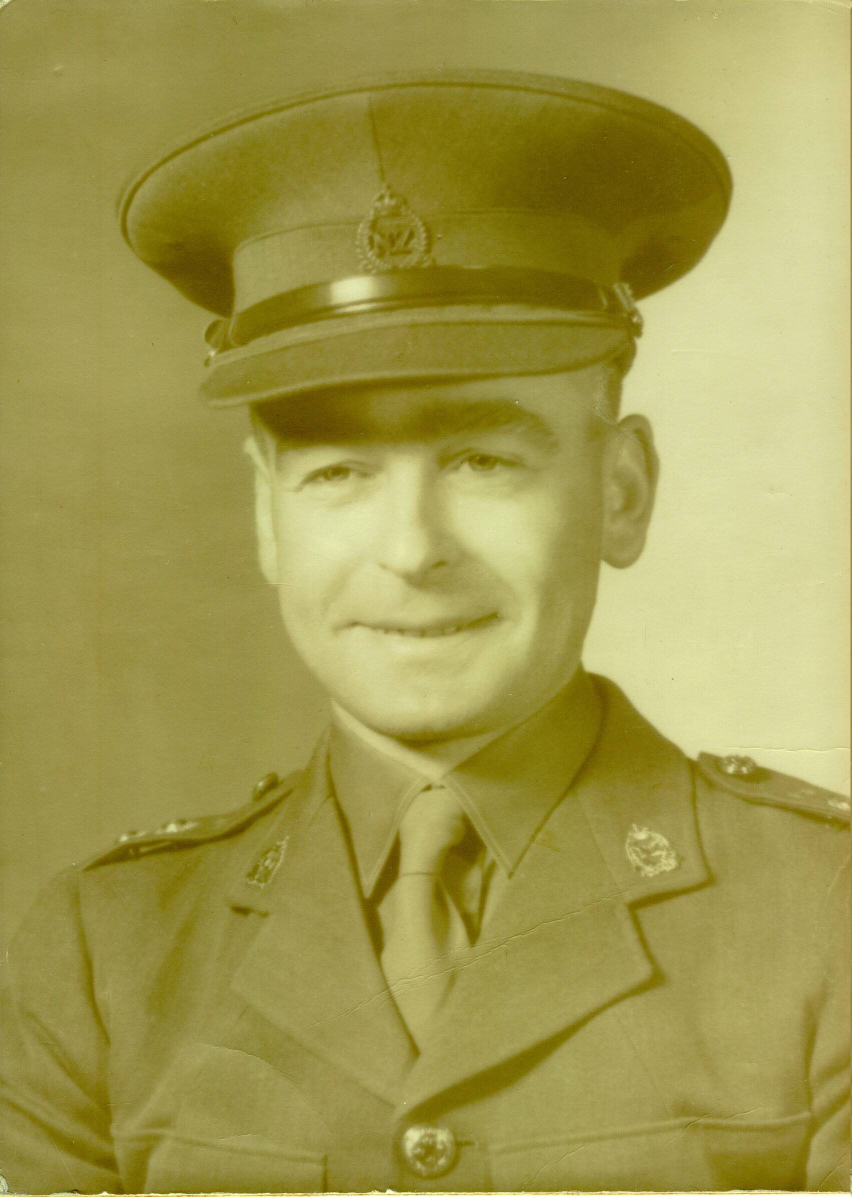 Ronald Alexander MacDonald - Online Cenotaph - Auckland War Memorial Museum