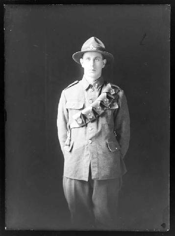 Frank Gordon Everett - Online Cenotaph - Auckland War Memorial Museum