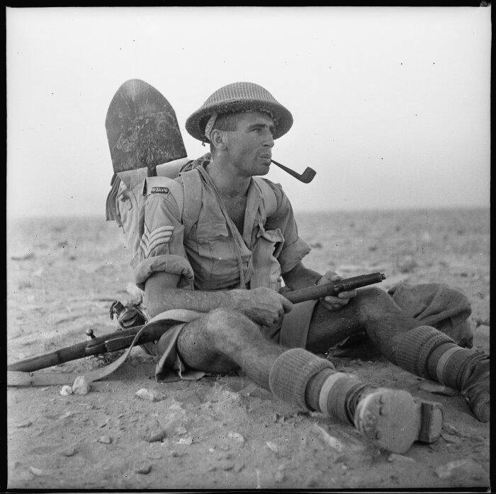 Ian Lester Thomas - Online Cenotaph - Auckland War Memorial Museum