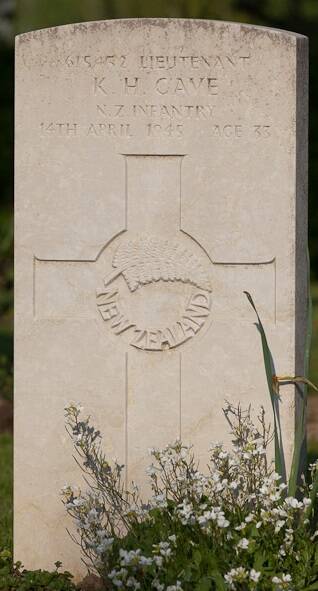 Keith Hylton Cave - Online Cenotaph - Auckland War Memorial Museum