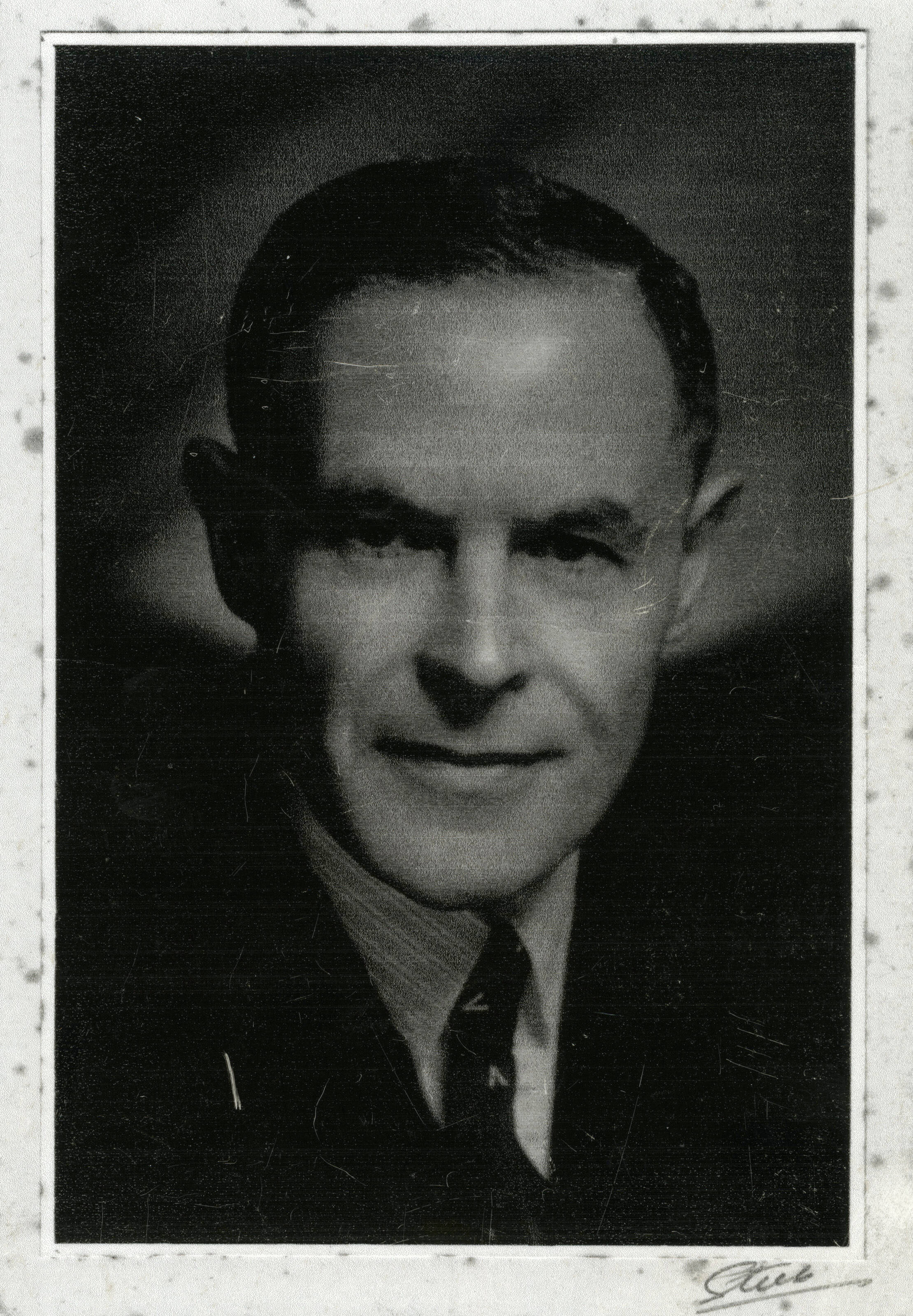Edward Henry Roche - Online Cenotaph - Auckland War Memorial Museum