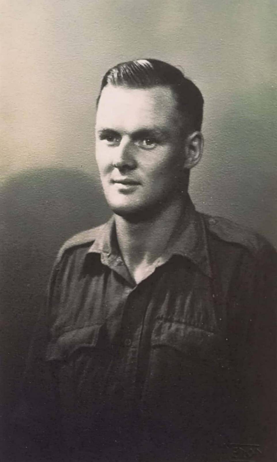 James William Davis - Online Cenotaph - Auckland War Memorial Museum