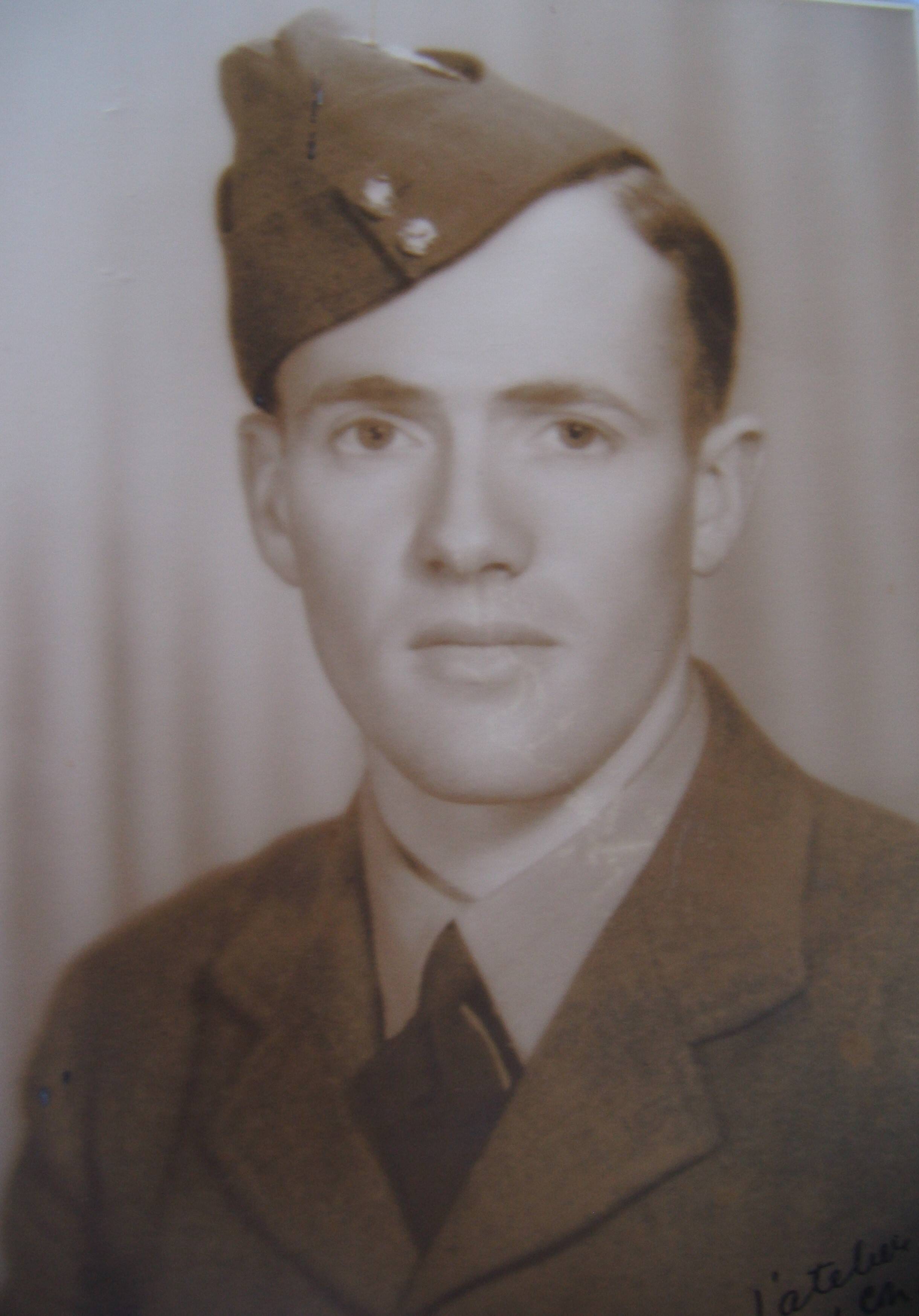 Reginald Whitworth Long - Online Cenotaph - Auckland War Memorial Museum