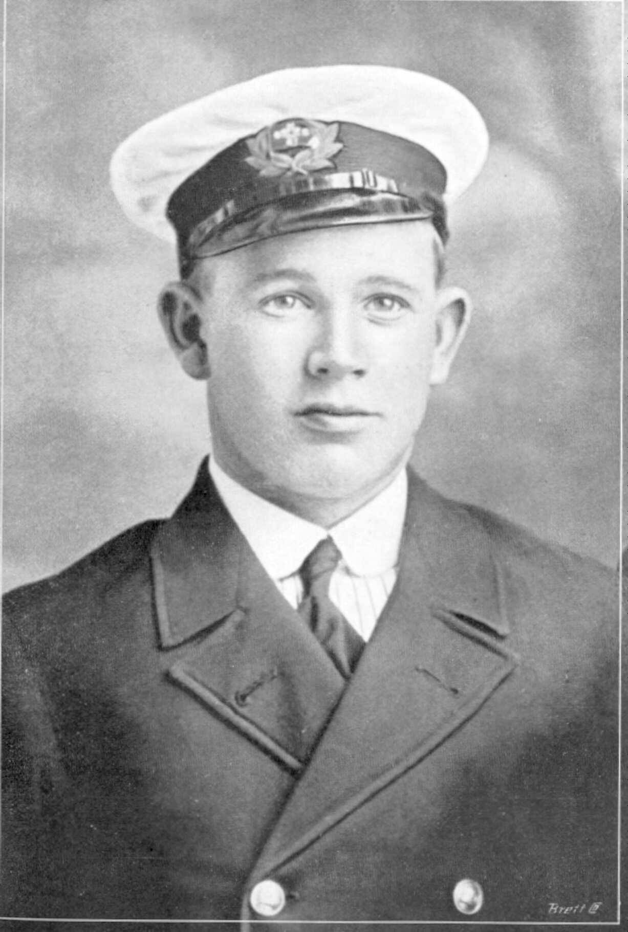 Ian Kenneth MacKenzie - Online Cenotaph - Auckland War Memorial Museum