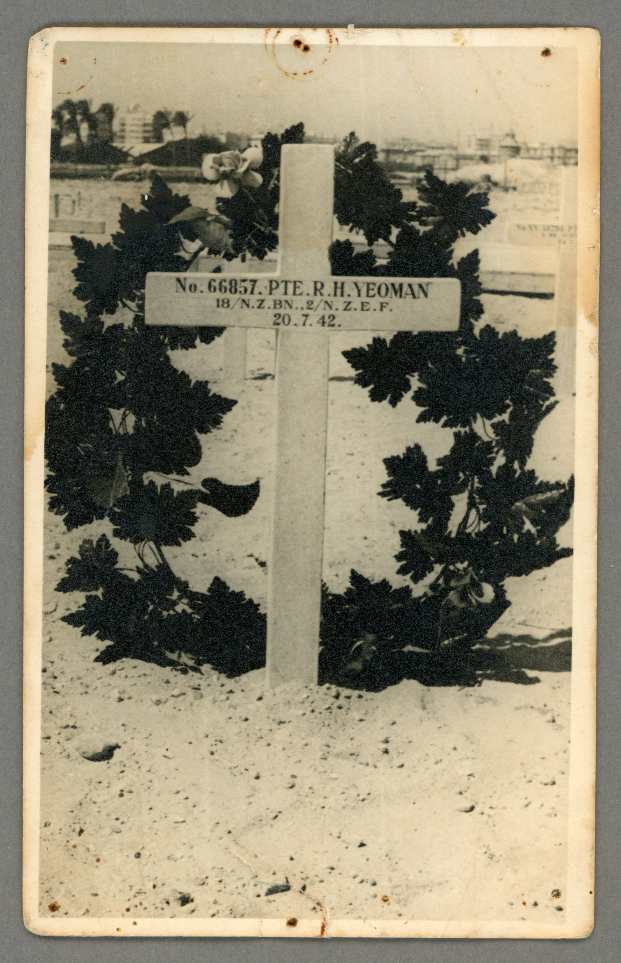 Richard Harold Yeoman - Online Cenotaph - Auckland War Memorial Museum