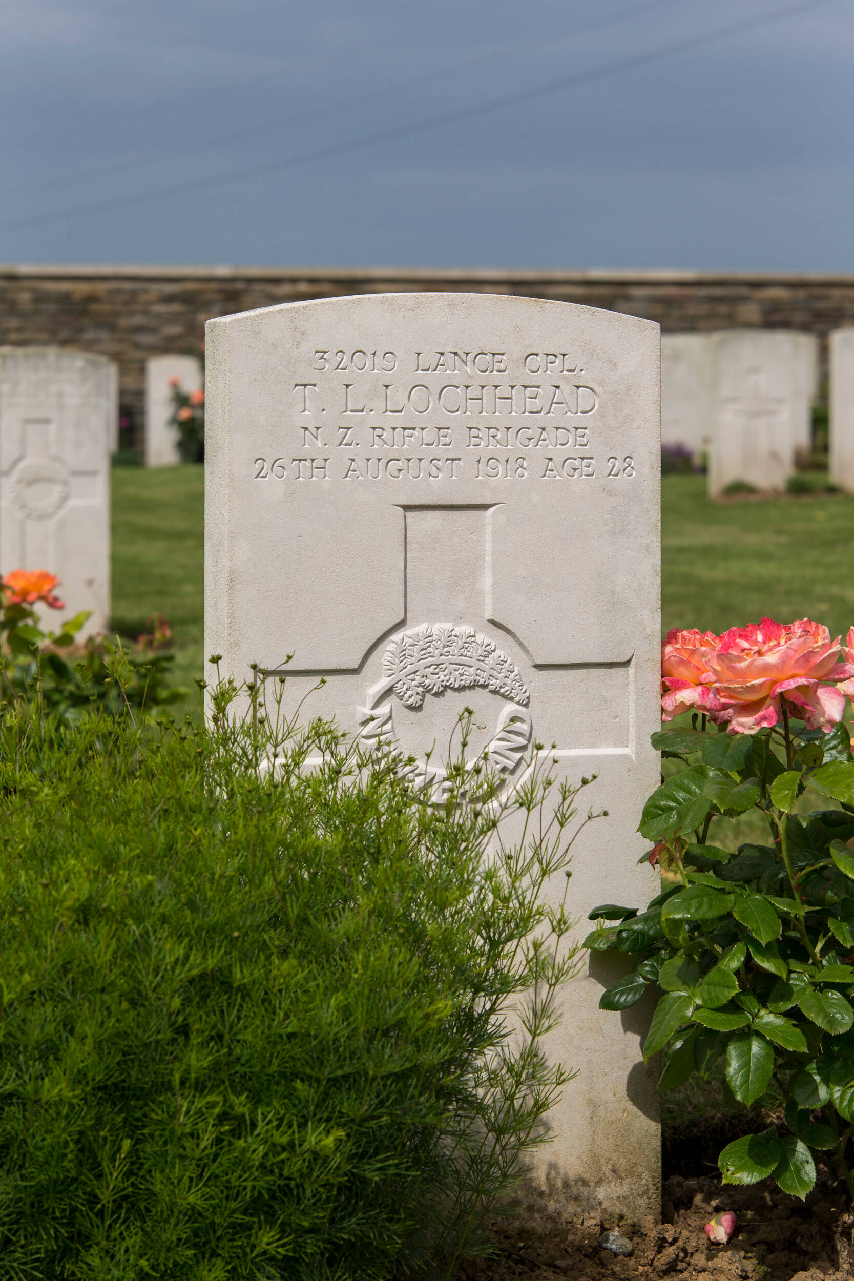 Thomas Leslie Lochhead - Online Cenotaph - Auckland War Memorial Museum