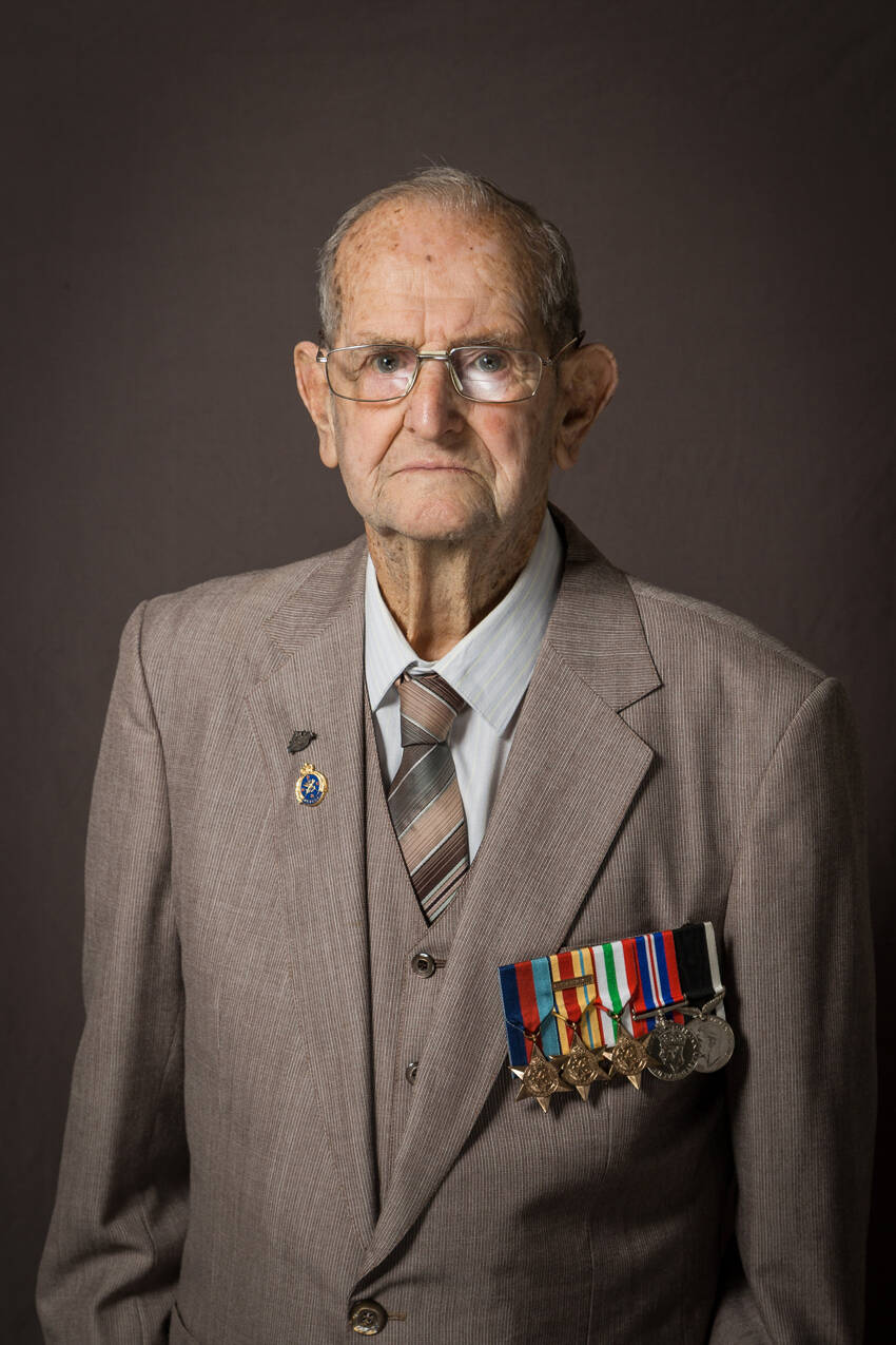 Donald Charles Hewson - Online Cenotaph - Auckland War Memorial Museum