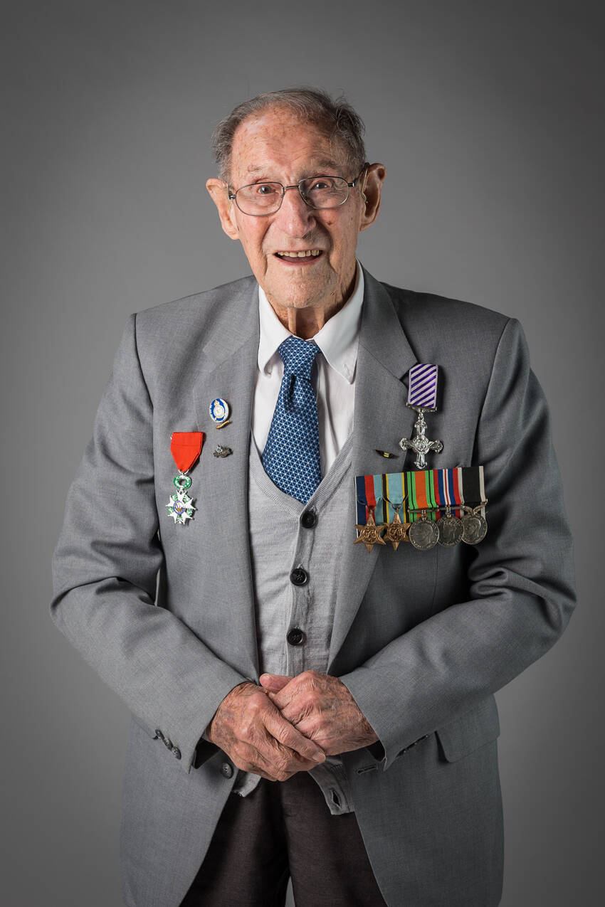 Trevor Herbert Strong - Online Cenotaph - Auckland War Memorial Museum