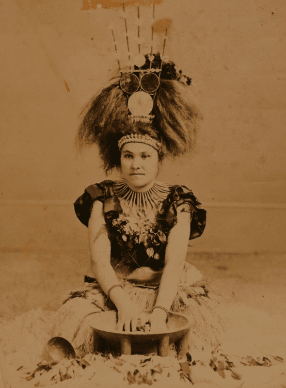 Samoan Taupou
