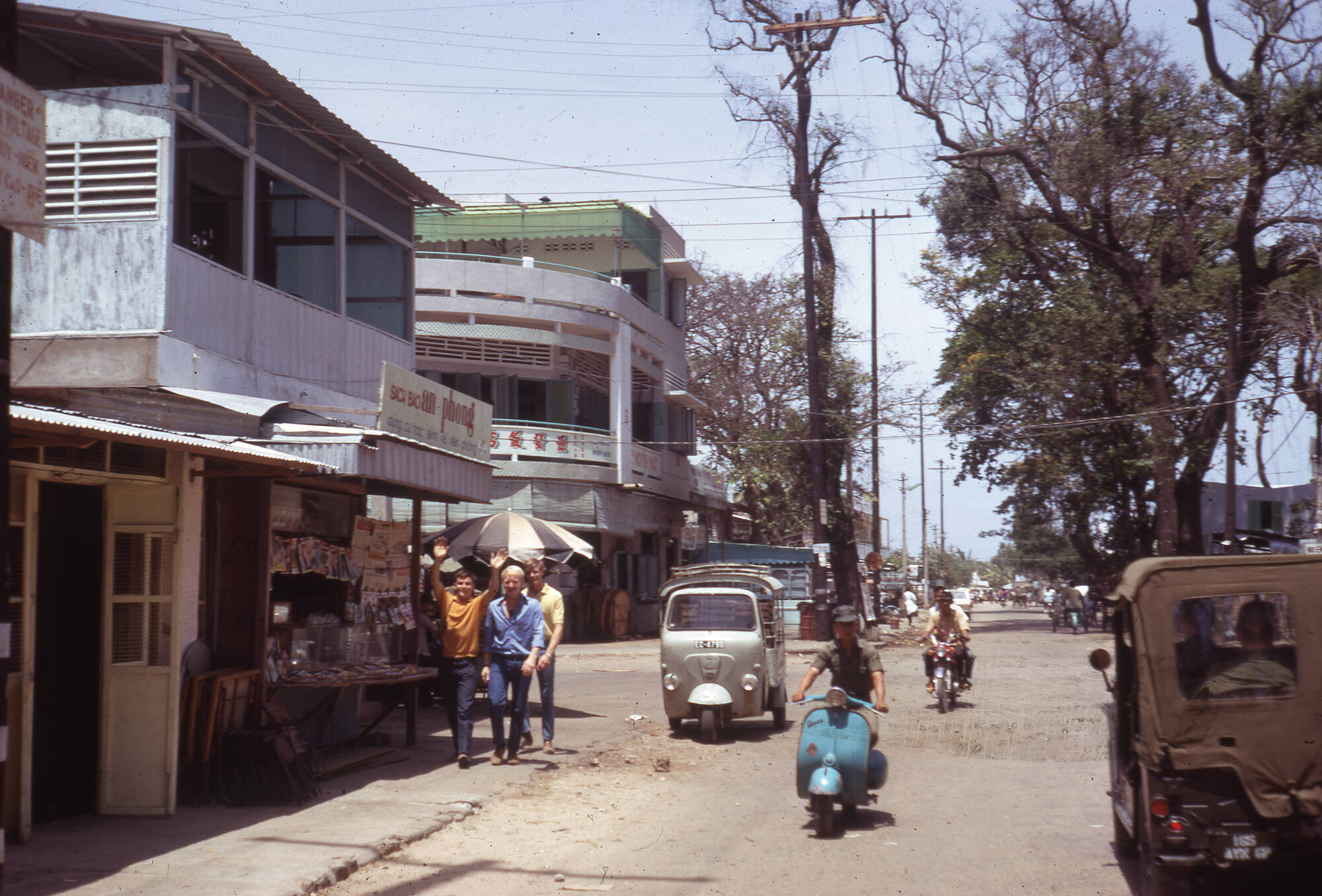 Vietnam through the lens of Lance Corporal Heremaia - Online Cenotaph ...