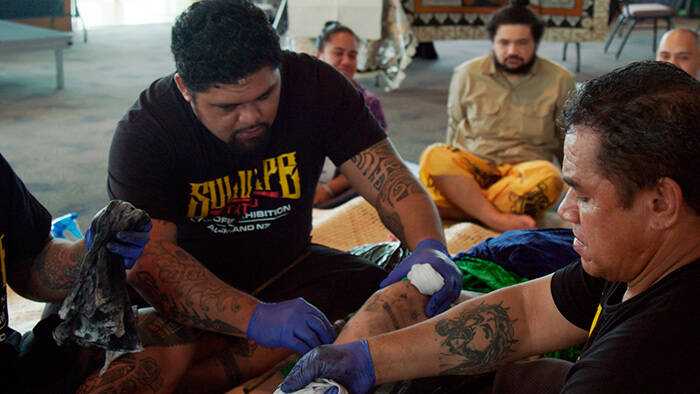 The art of Samoa n tātatau and tatau (tattooing and tattoo) - Explore ...